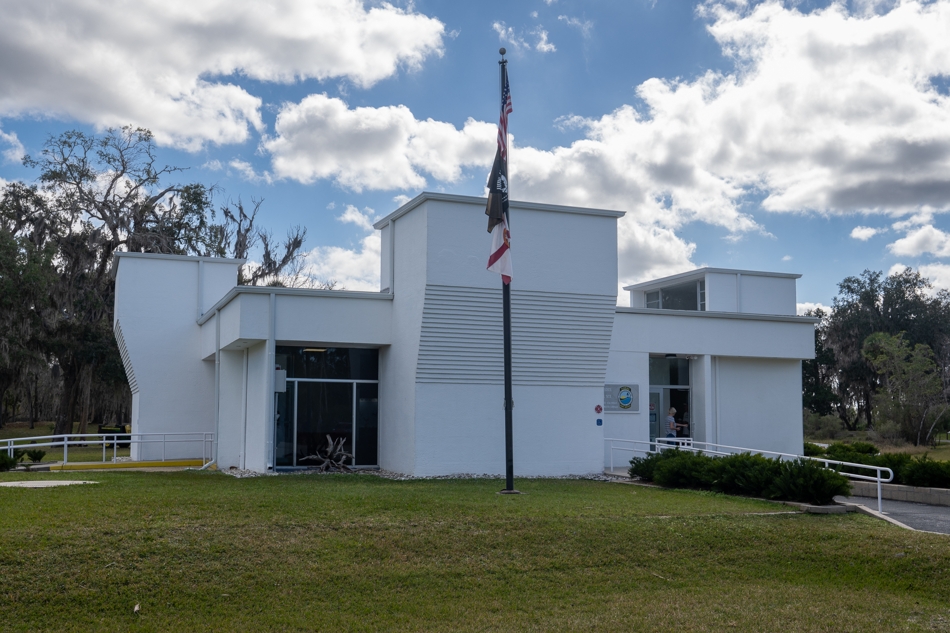 History and Nature at Crystal River Archaeological State Park - Live Wildly